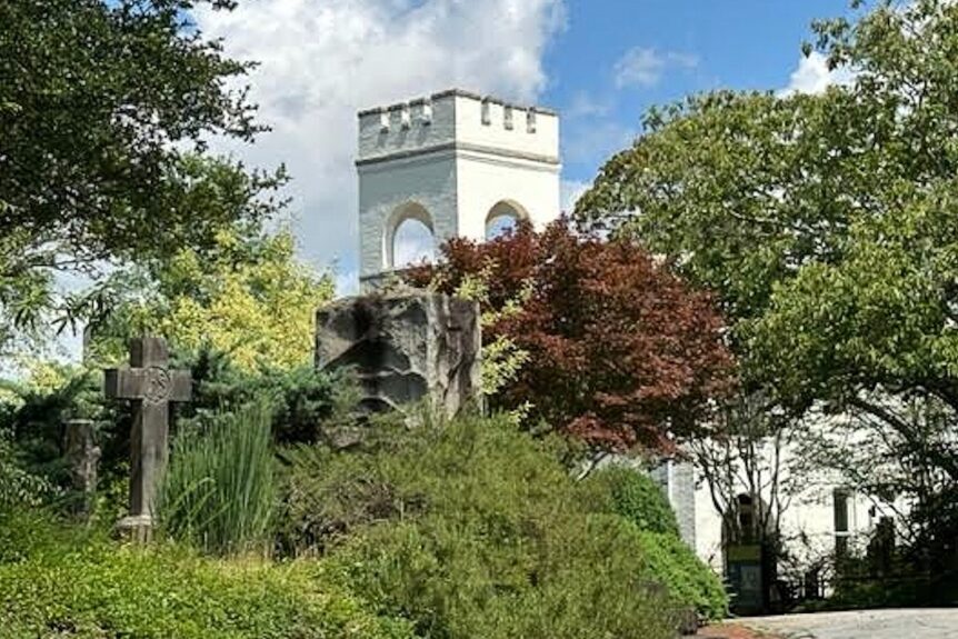 MYSTERY PHOTO: Unusual sculpture asks where it is located – Gwinnett Forum